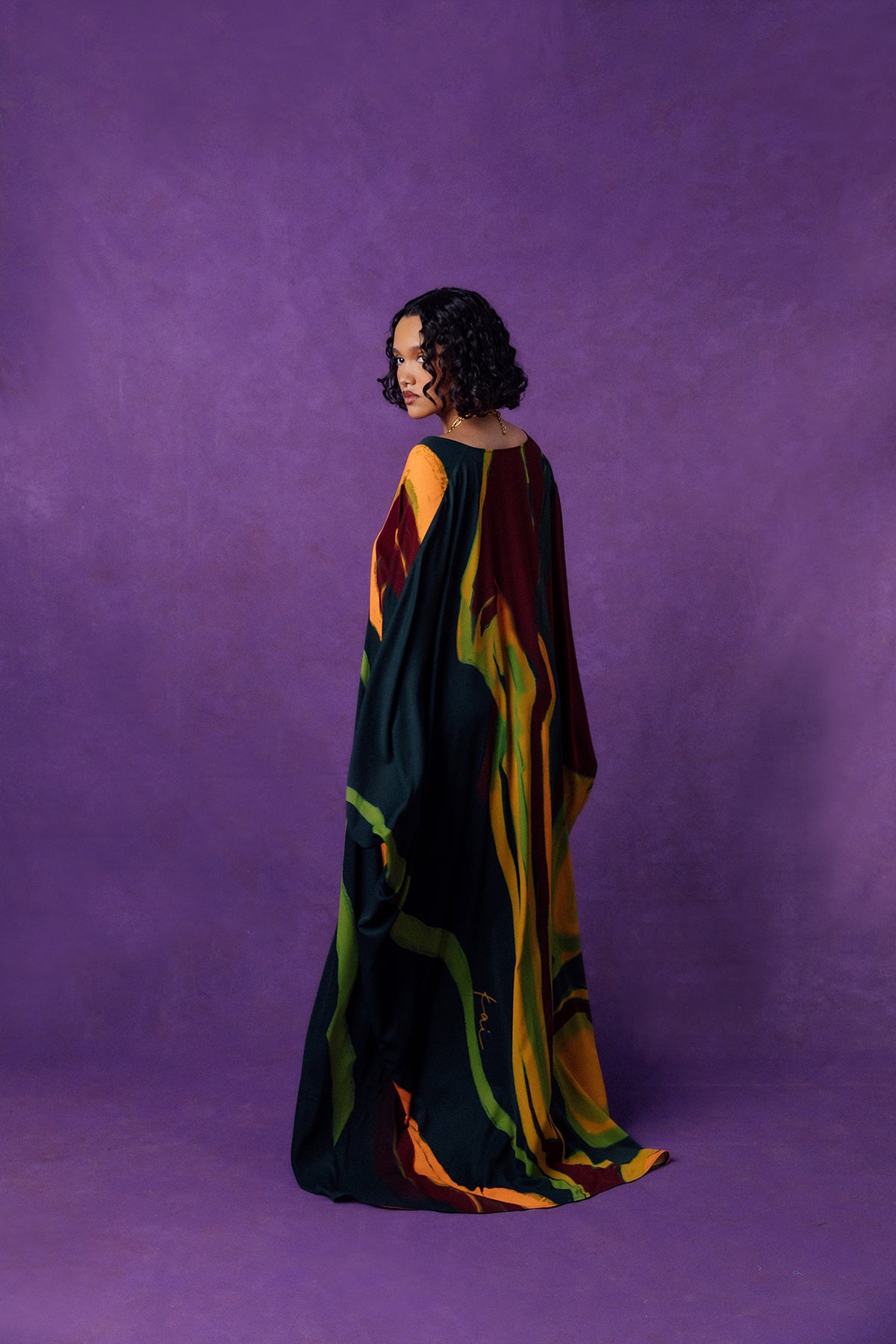 Rabi Abstract Printed Silky Kaftan - Burgundy — Kai Collective